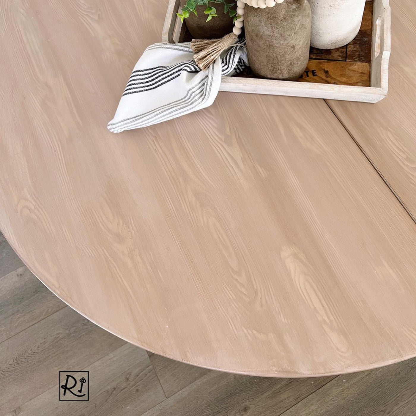 Go Beyond Faux with Retique It® | 2025 DIY Furniture Trends